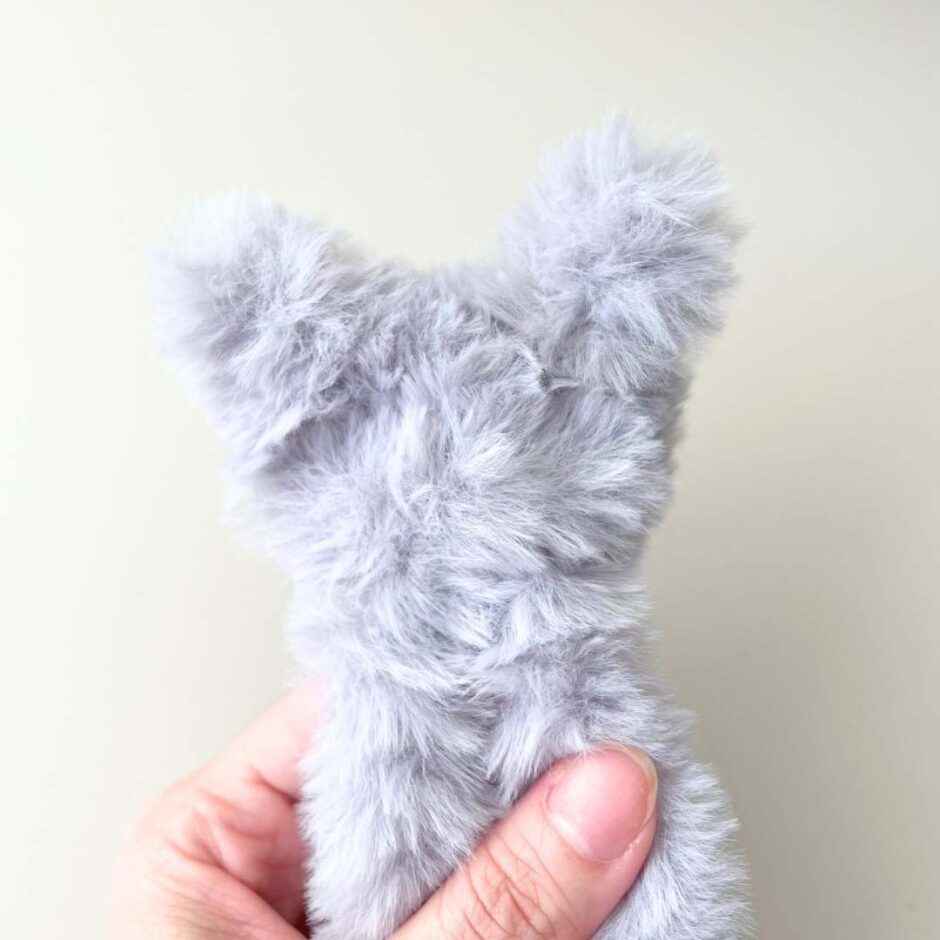 【はじめてでも簡単】100均材料で作る！モールドールの作り方＆完成品を紹介 | mofmofcloth