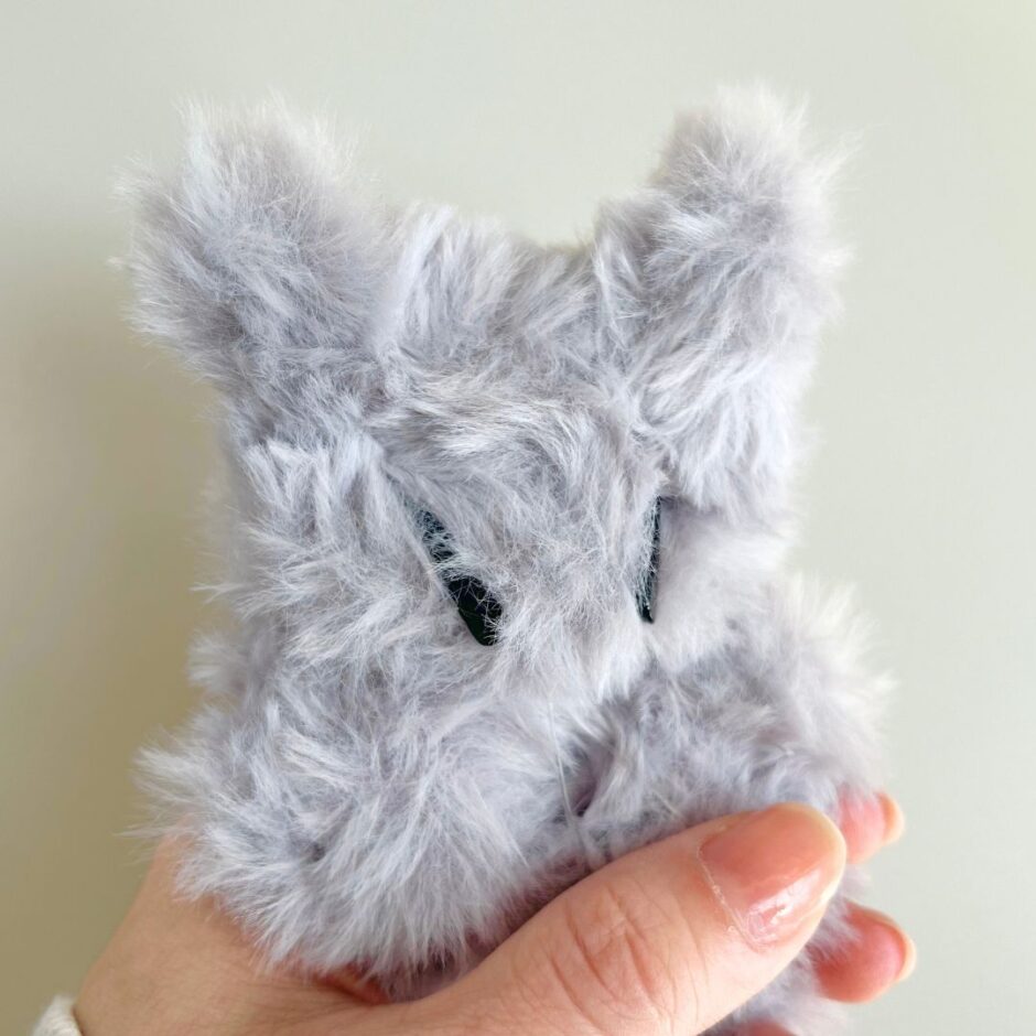 【はじめてでも簡単】100均材料で作る！モールドールの作り方＆完成品を紹介 | mofmofcloth